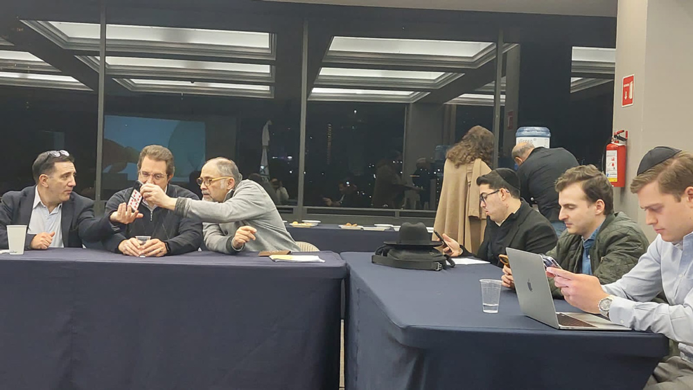 La Asamblea General del Consejo Sionista de México reelige a Moisés ...
